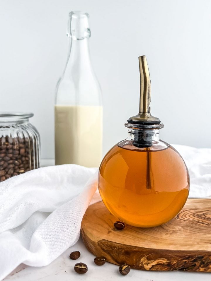 Cinnamon Dolce Syrup Recipe - Easy Chickpeasy